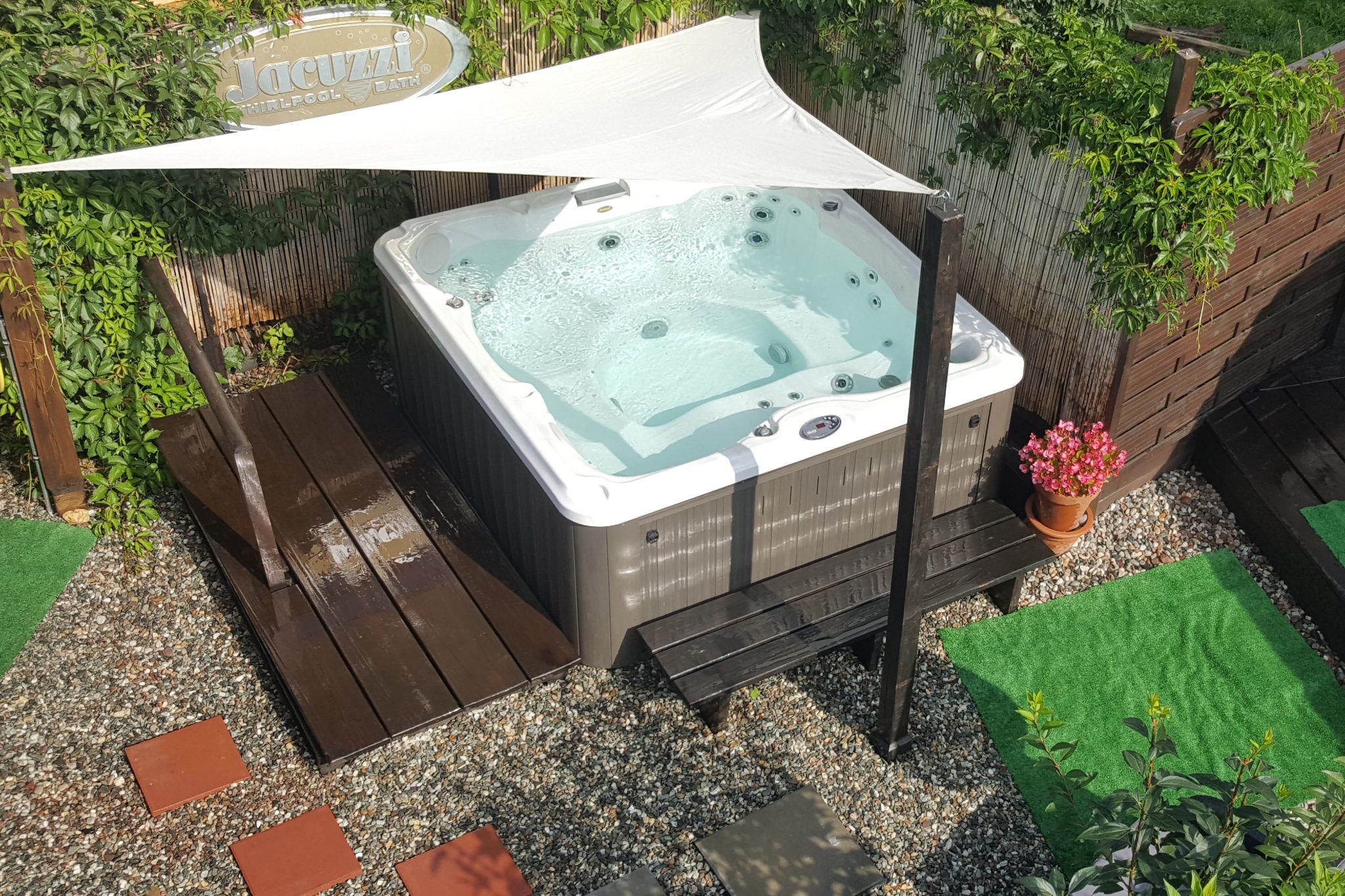 Jacuzzi - Herbeć® - Luksusowe salony kąpielowe, łazienki, wanny i wanny ...